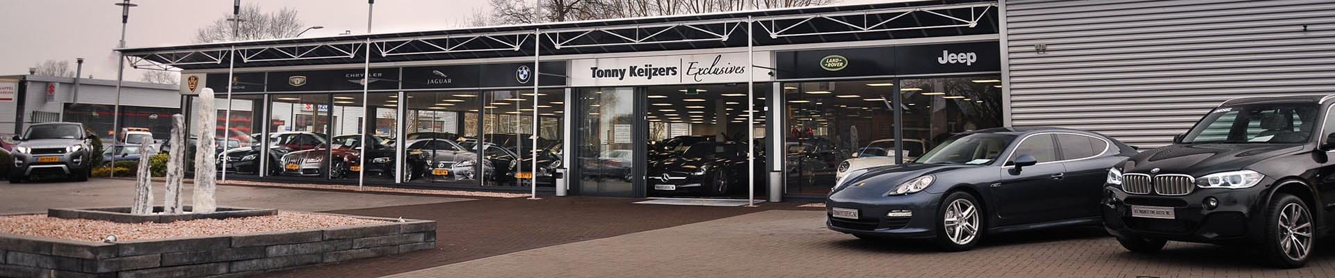 Shop in 332 vehicles, parts and tyres